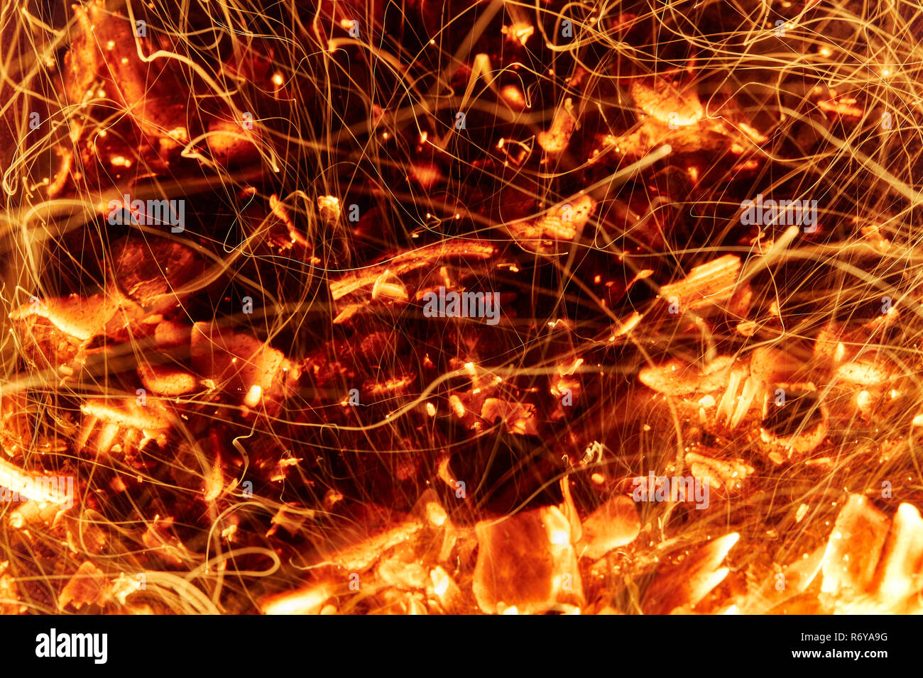Fire background hi-res stock photography and images - Alamy