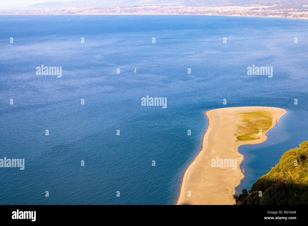 The beach at Capo Tindari, Sicily Stock Photo - Alamy
