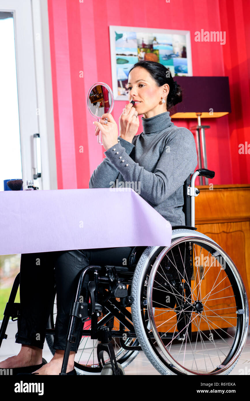 disabled woman in wheelchair Stock Photo - Alamy