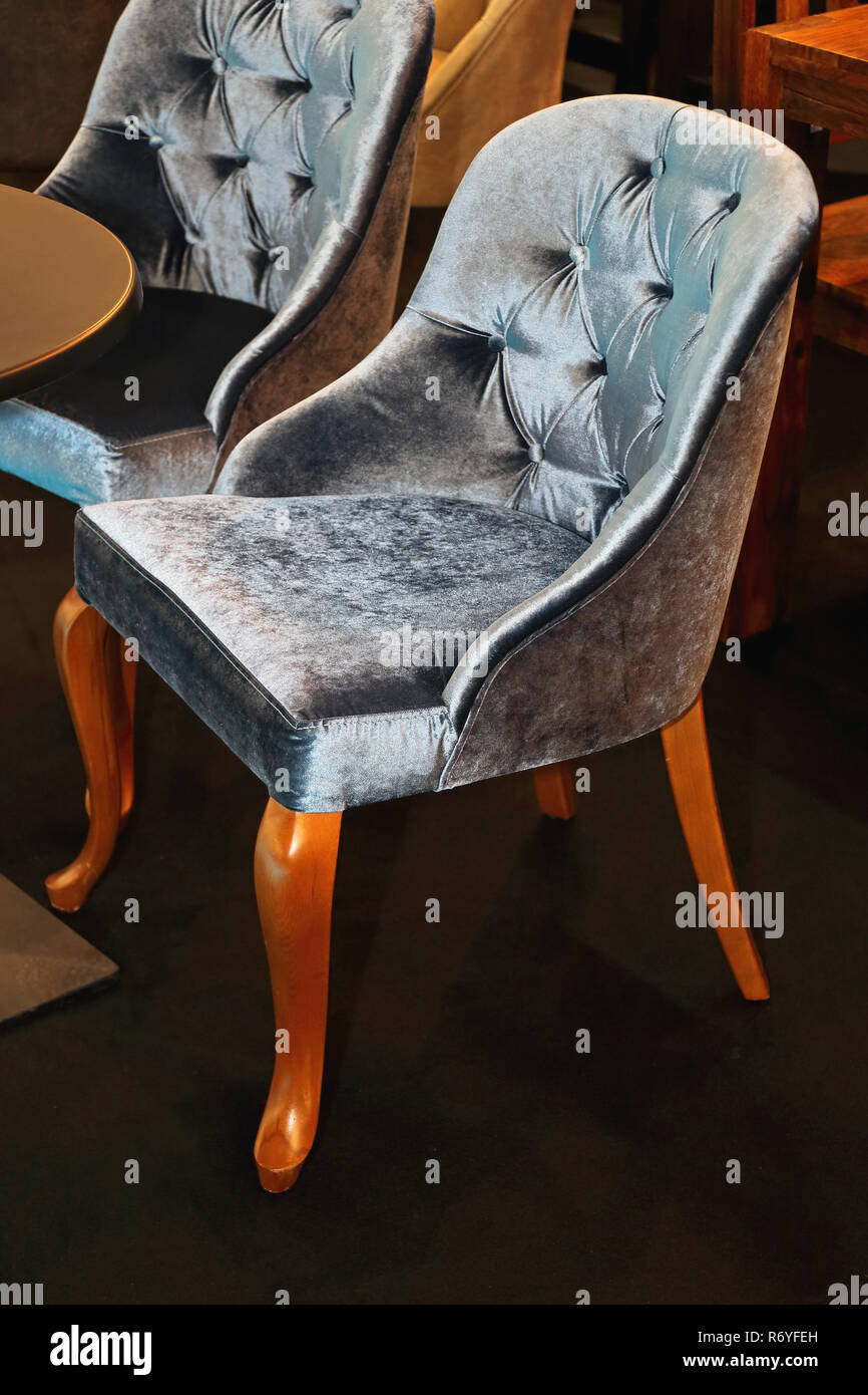 Velvet chair vintage hi-res stock photography and images - Alamy