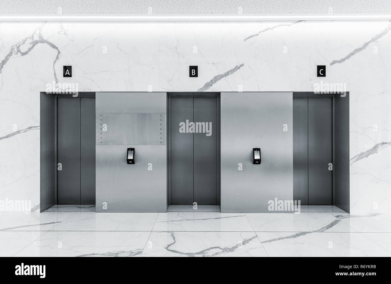 Elevator lift door doors hi-res stock photography and images - Alamy