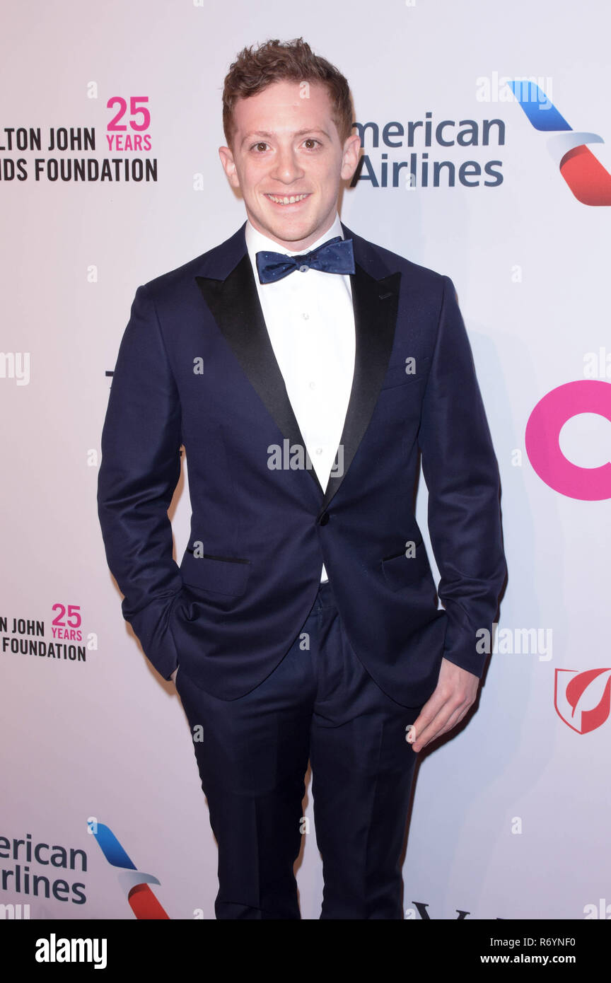 Ethan slater hi-res stock photography and images - Alamy