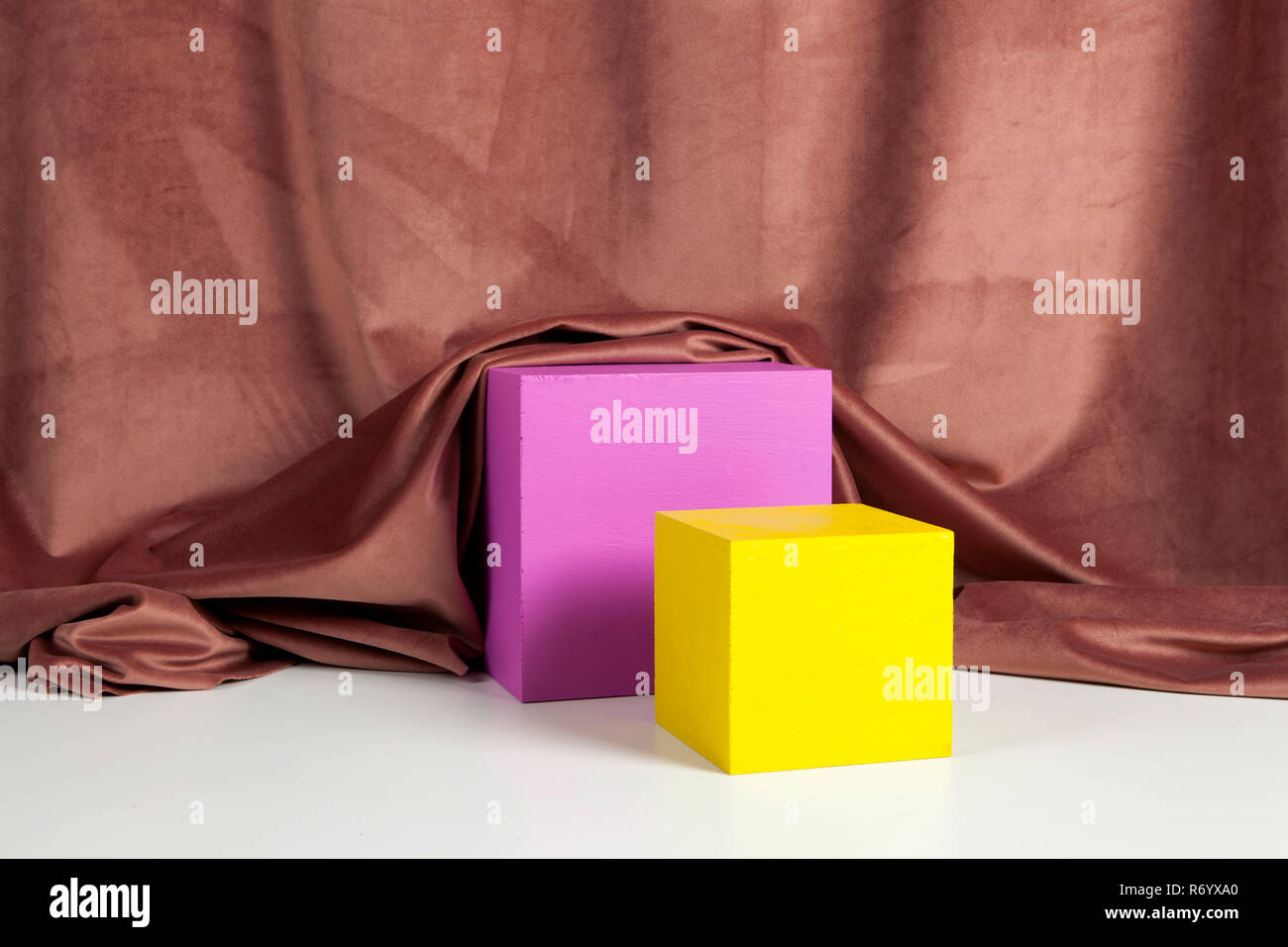 Duo cube hi-res stock photography and images - Alamy