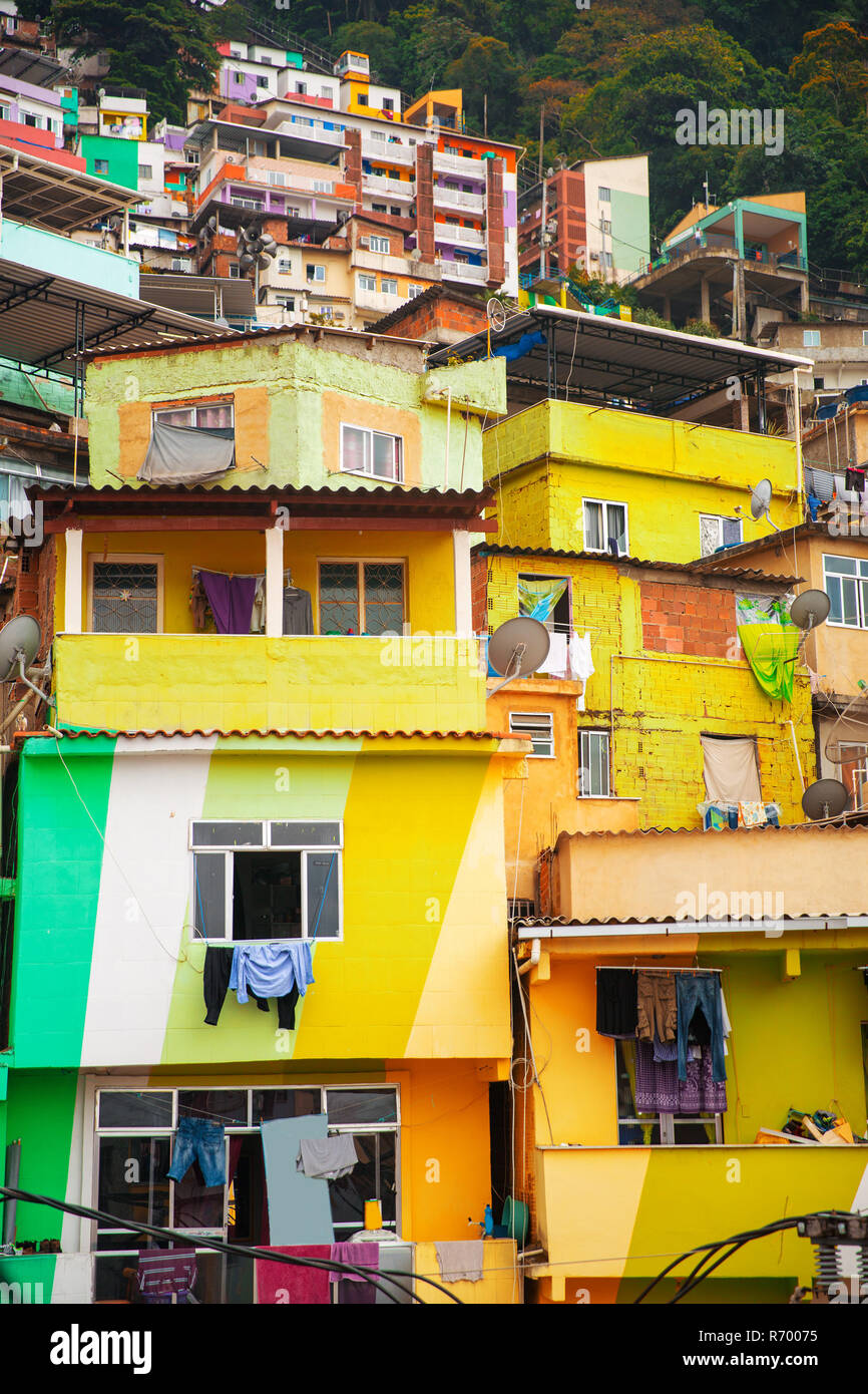Favela style hi-res stock photography and images - Alamy