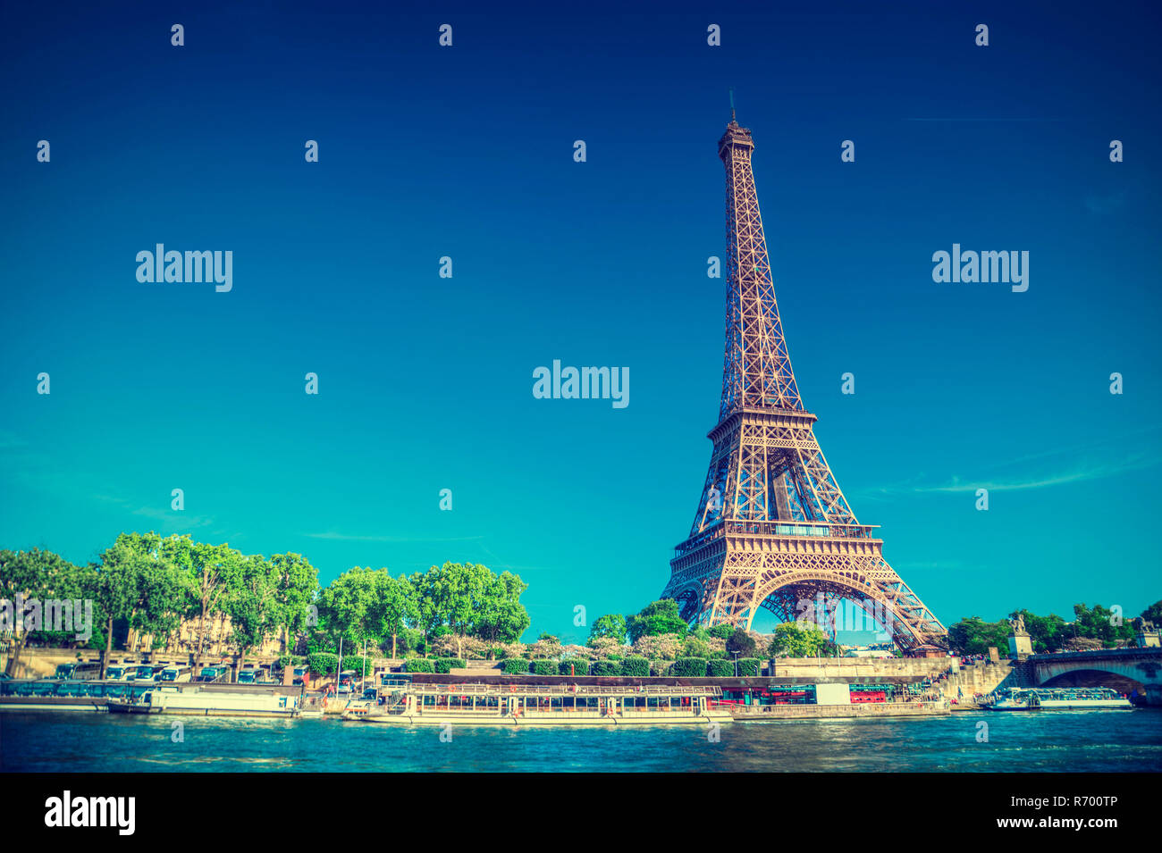 Eiffel Tower Stock Photo - Alamy Eiffel Tower Stock Photo - Alamy