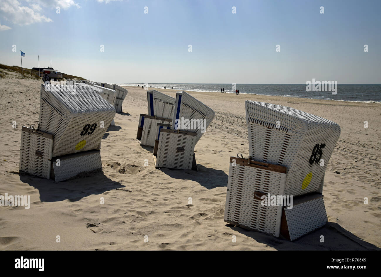 Agreeable weather hi-res stock photography and images - Alamy