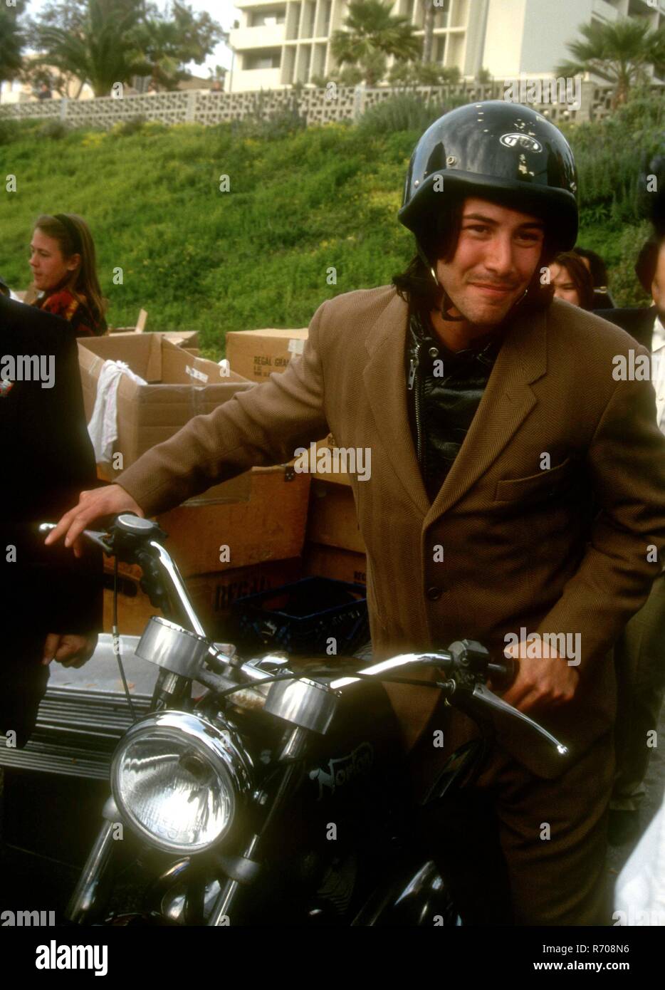 SANTA MONICA, CA - MARCH 27: Actor Keanu Reeves attends the Eighth ...