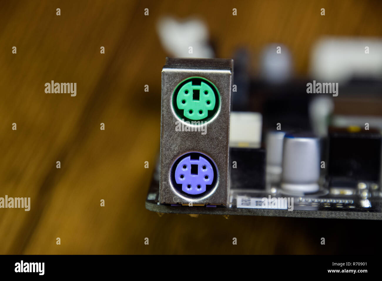 pÑ 2 keyboard and mouse input Electronic board with electrical ...