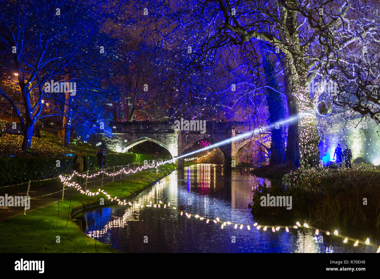 Eltham, London, United Kingdom. 6th Dec, 2018. English Heritage has lit ...