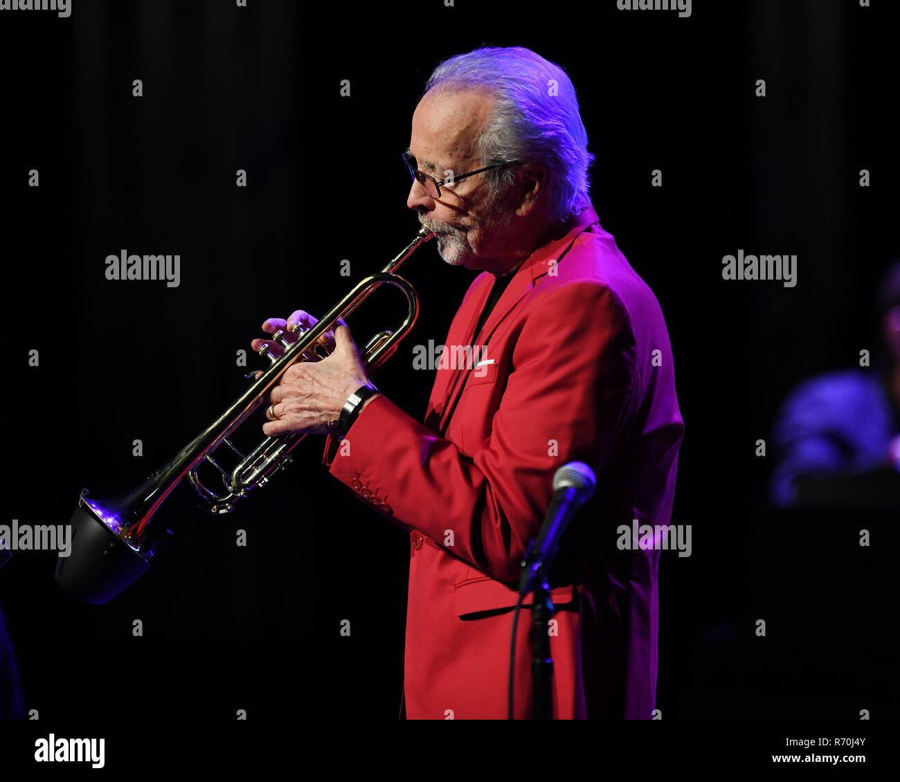 December 6 2018 hi-res stock photography and images - Alamy