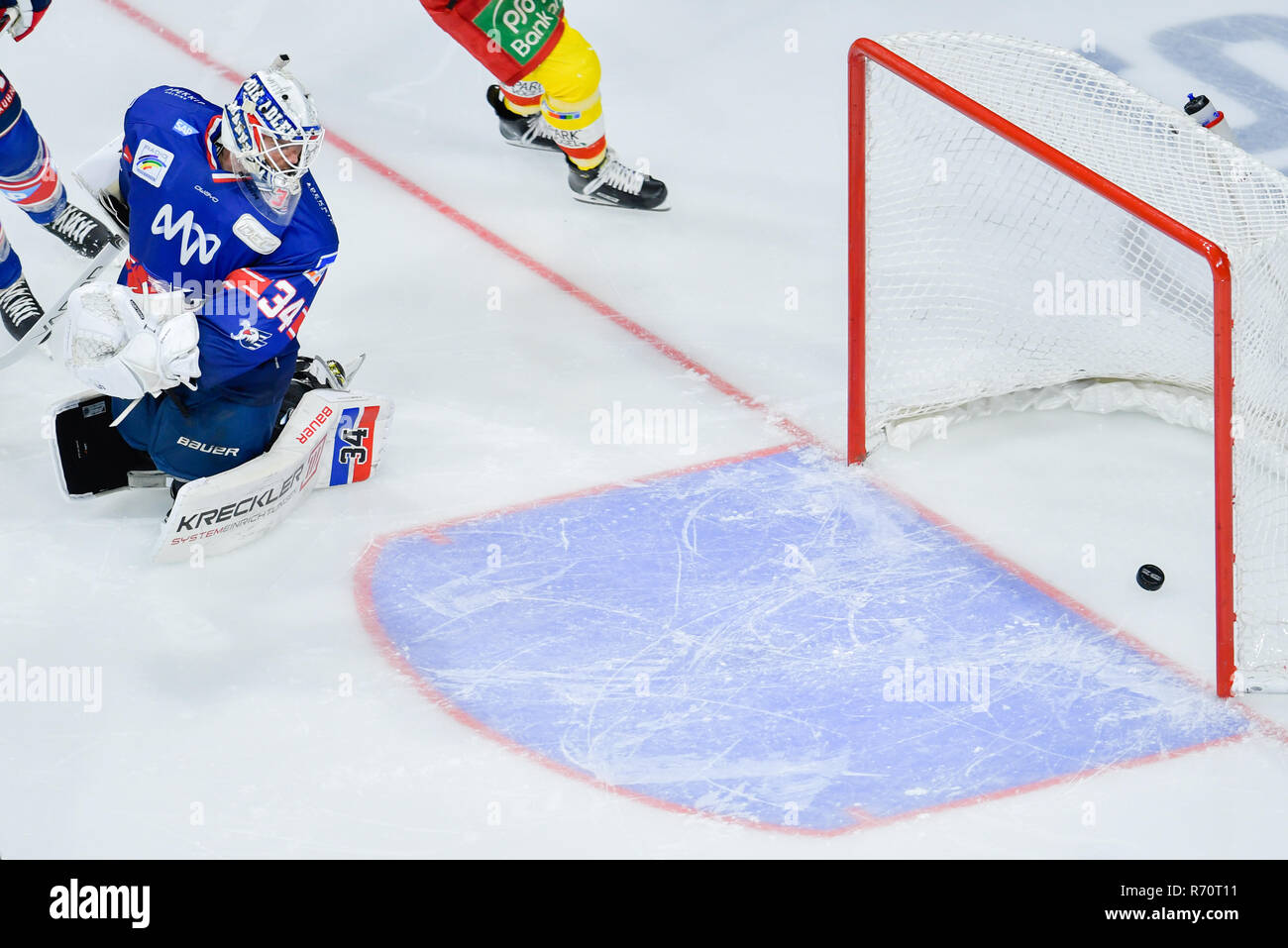 Mannheim, Germany. 07th Dec, 2018. Ice hockey: DEL, Adler Mannheim ...