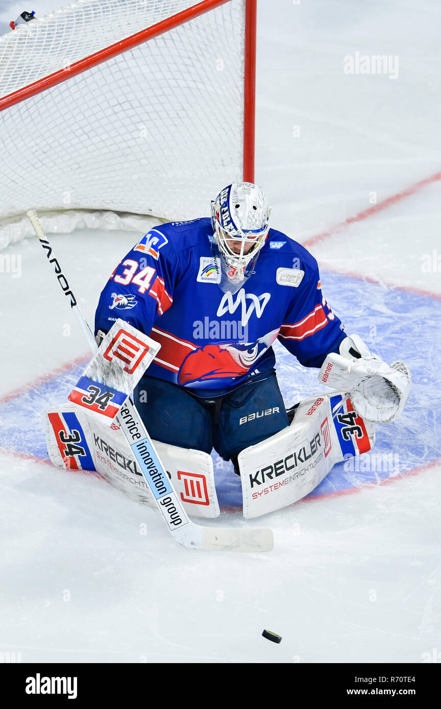 Mannheim, Germany. 07th Dec, 2018. Ice hockey: DEL, Adler Mannheim ...