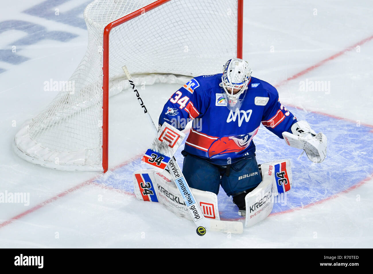 Chet pickard hi-res stock photography and images - Alamy