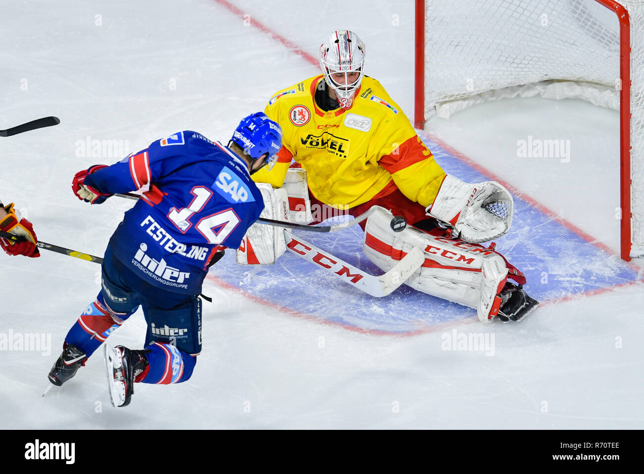 Garrett festerling hi-res stock photography and images - Alamy