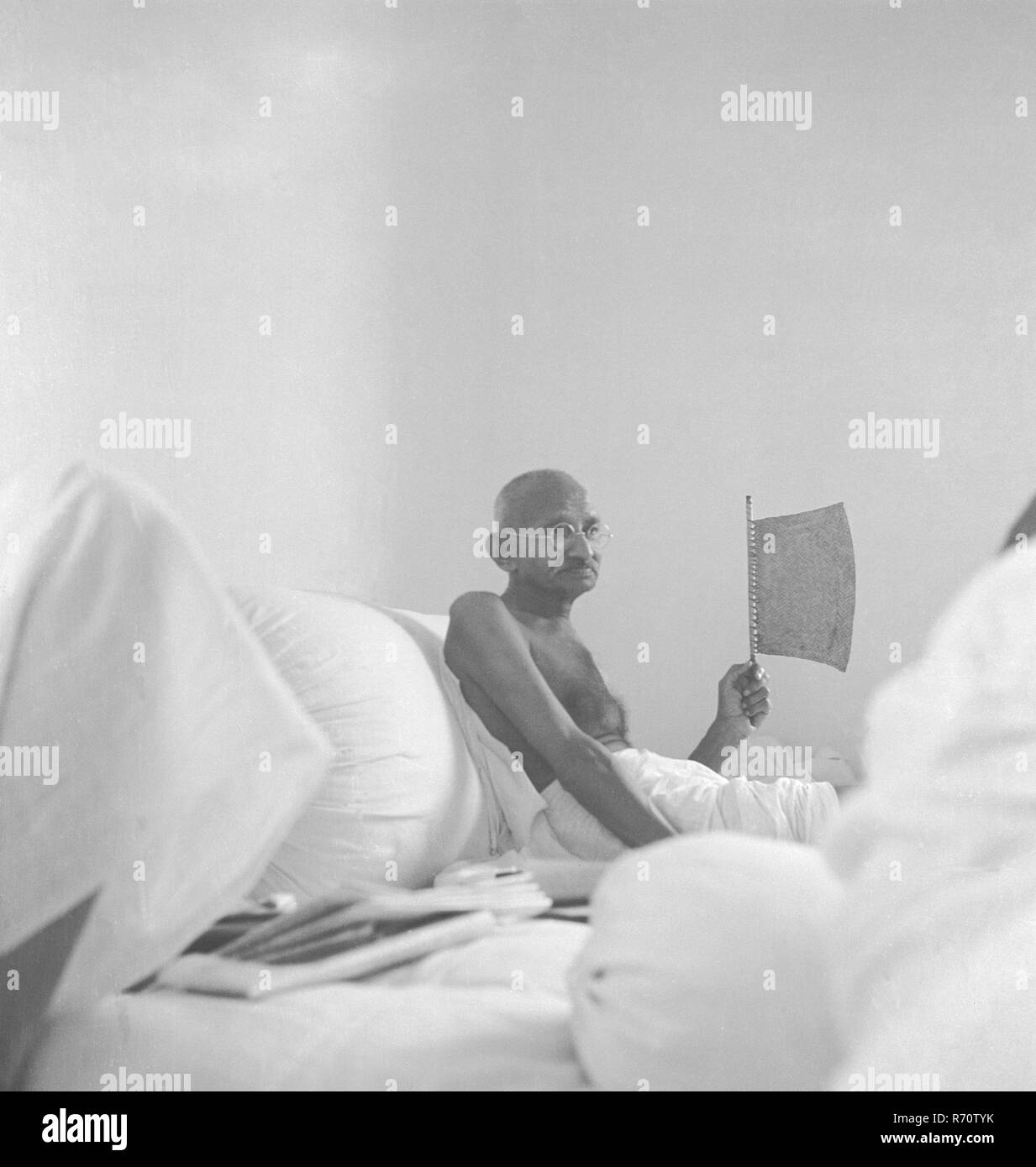 Mahatma Gandhi using hand fan, fanning himself, Bombay, Mumbai ...