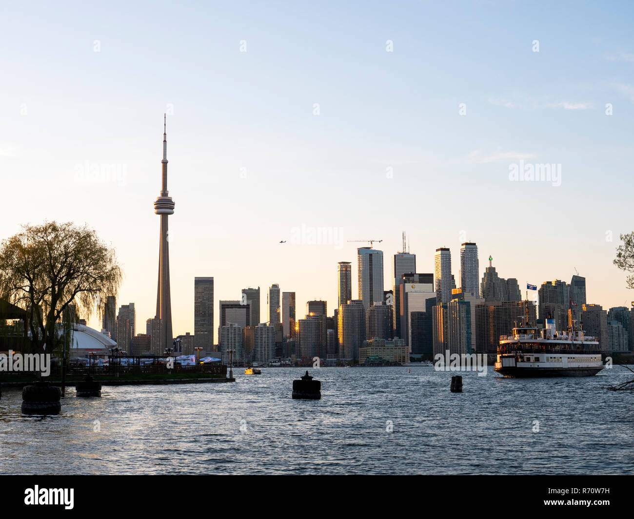 Cn tower view hi-res stock photography and images - Alamy