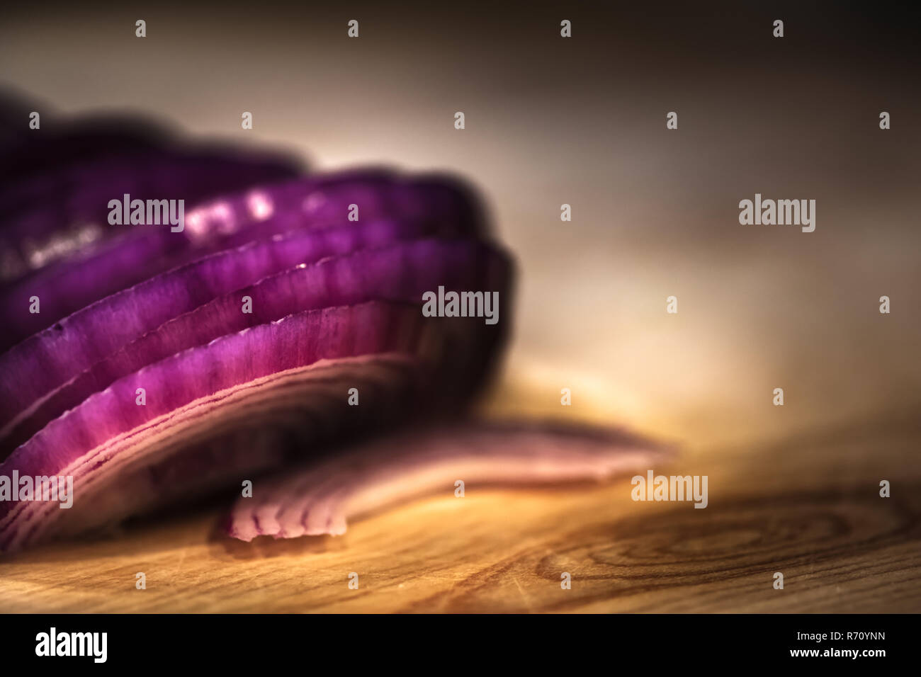 Low Key Red Onion Slices Stock Photo - Alamy