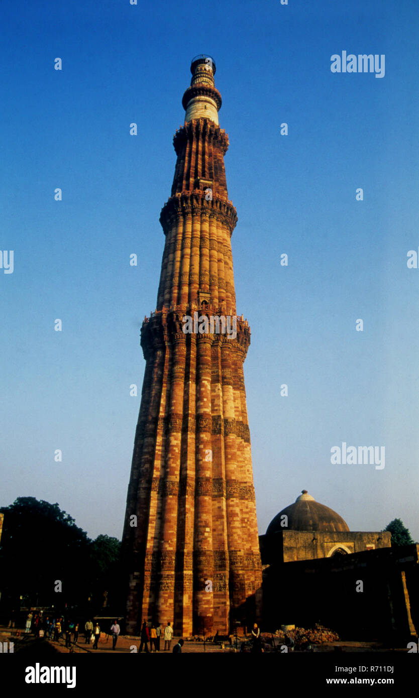 Kutub minar hi-res stock photography and images - Alamy