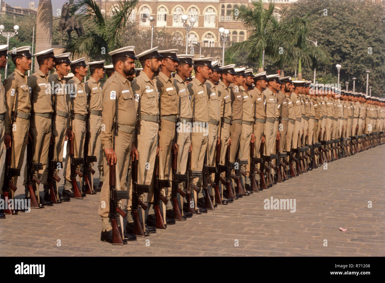 Naval officer cadets hi-res stock photography and images - Alamy