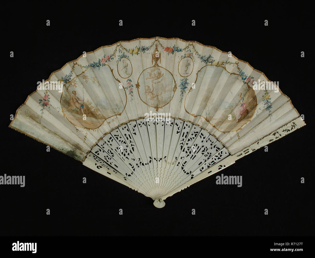 Rococo clothing hi-res stock photography and images - Alamy