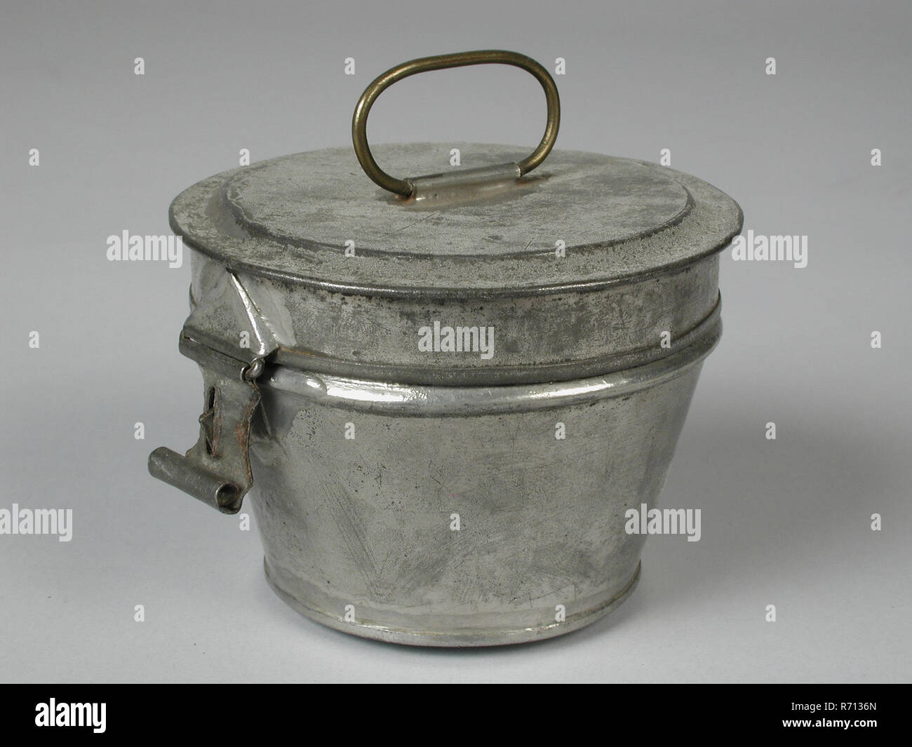 Curved wazed hi-res stock photography and images - Alamy