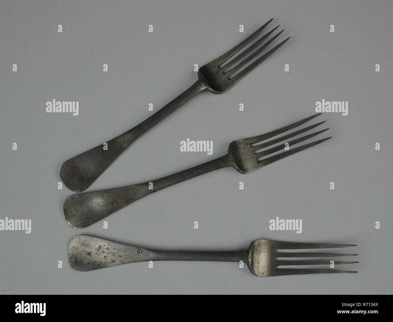 Teardrop shaped handle hi-res stock photography and images - Alamy