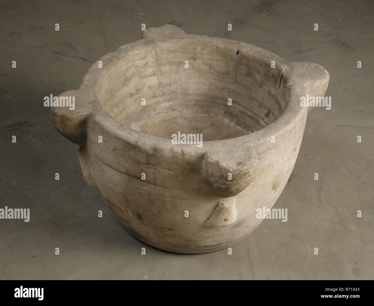 Large sandstone mortar, auger equipment sandstone stone, minced Round ...