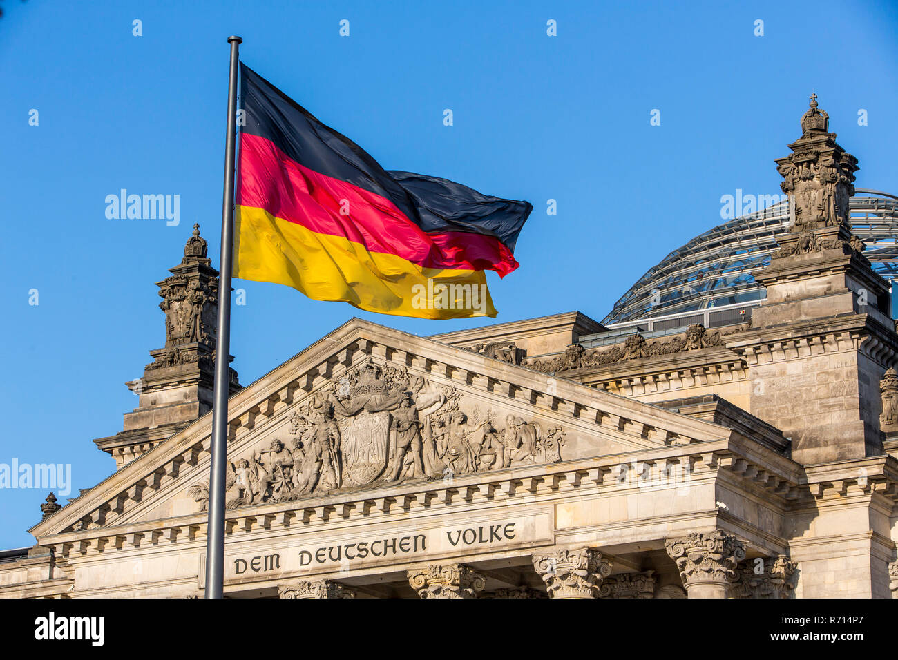 Flag of berlin hi-res stock photography and images - Alamy