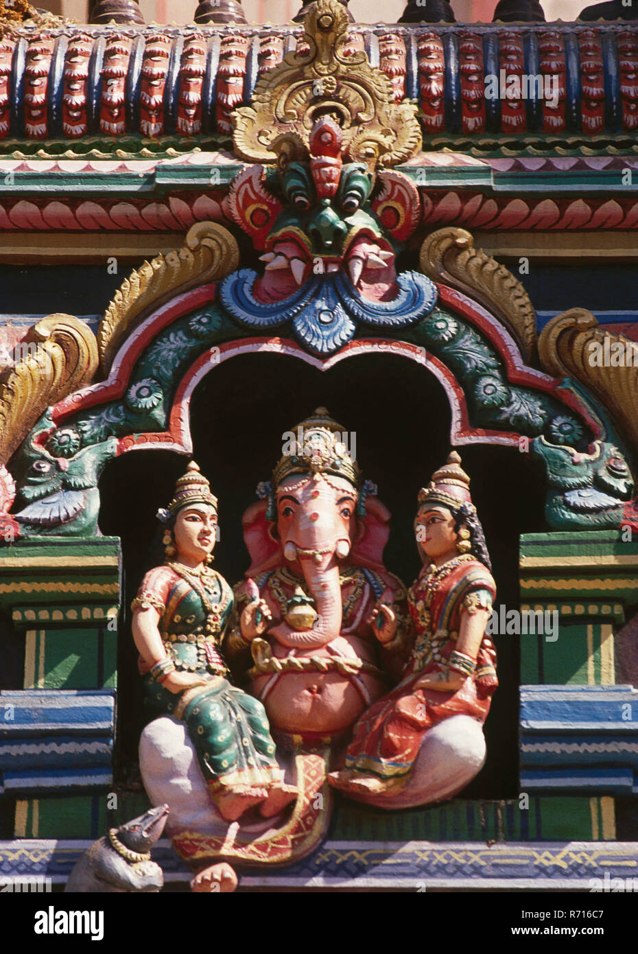 Lord Ganesh Ganpati Statues With His Wives Riddhi And Siddhi Stock
