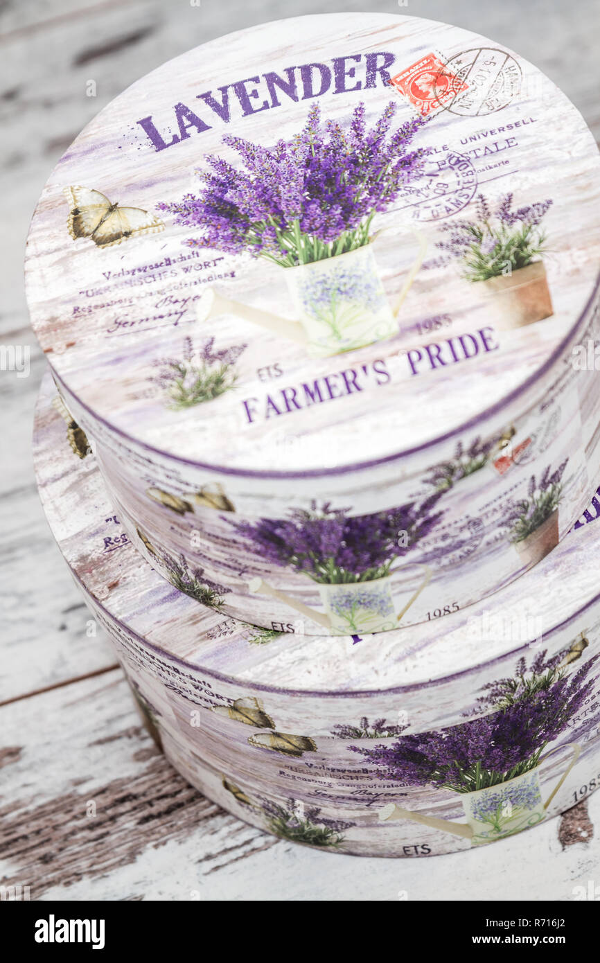 Parcel and lavender hi-res stock photography and images - Alamy