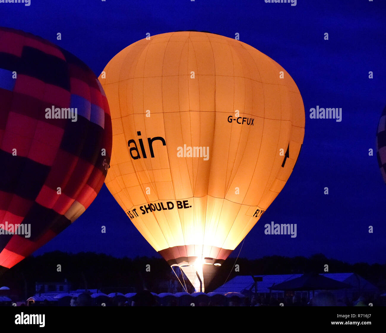 Hot air bal hi-res stock photography and images - Alamy