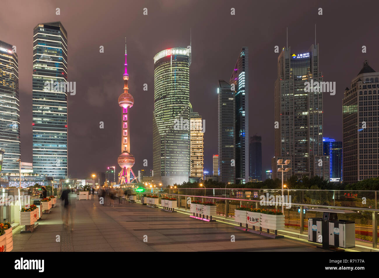 Shanghai pudong night hi-res stock photography and images - Alamy