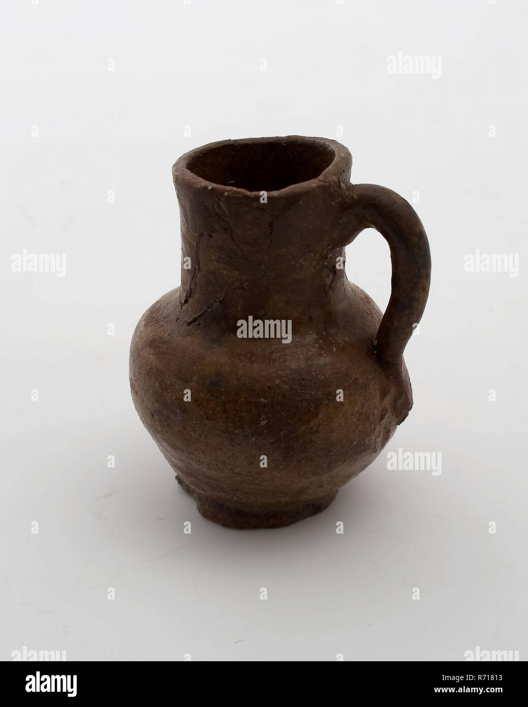 Pottery toy water jug, fully glazed, long vertical ear, water jug ...
