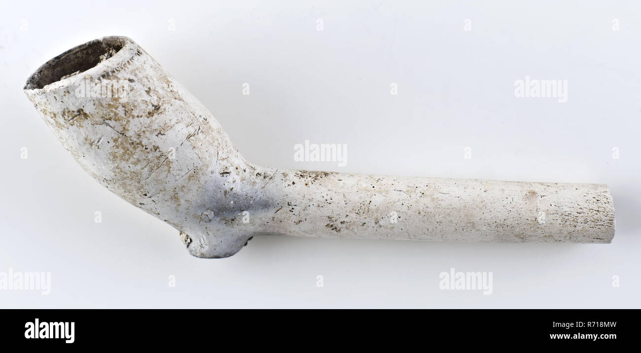 Clay pipe, unnoticed, with smooth handle, clay pipe smoking equipment ...
