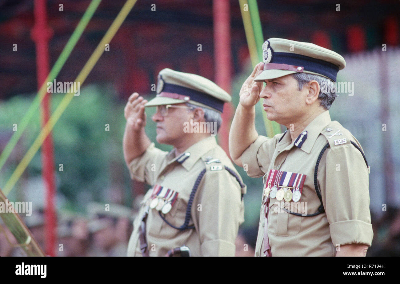 Indian police parade hi-res stock photography and images - Alamy