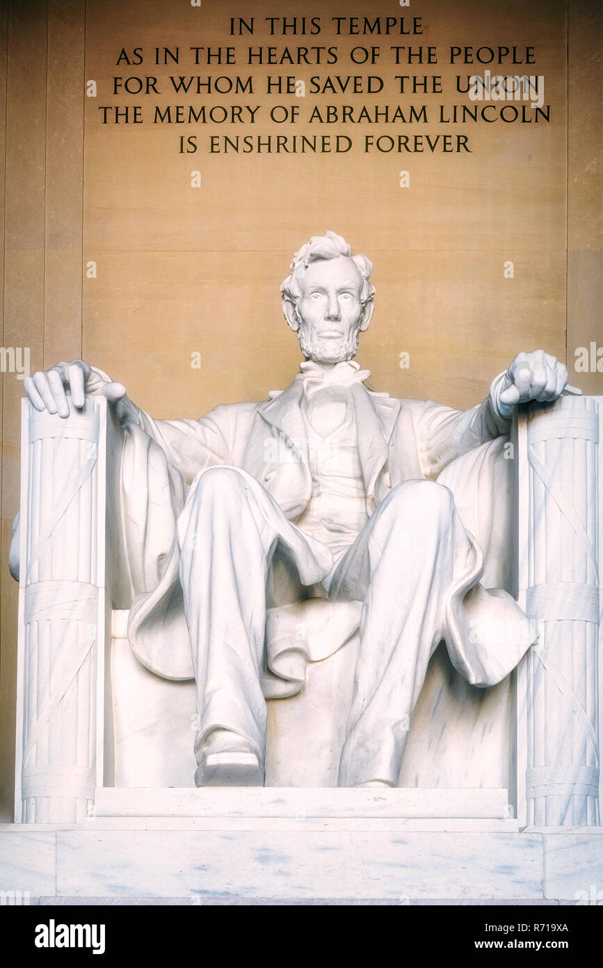 The construction of the statue of abraham lincoln hi-res stock ...