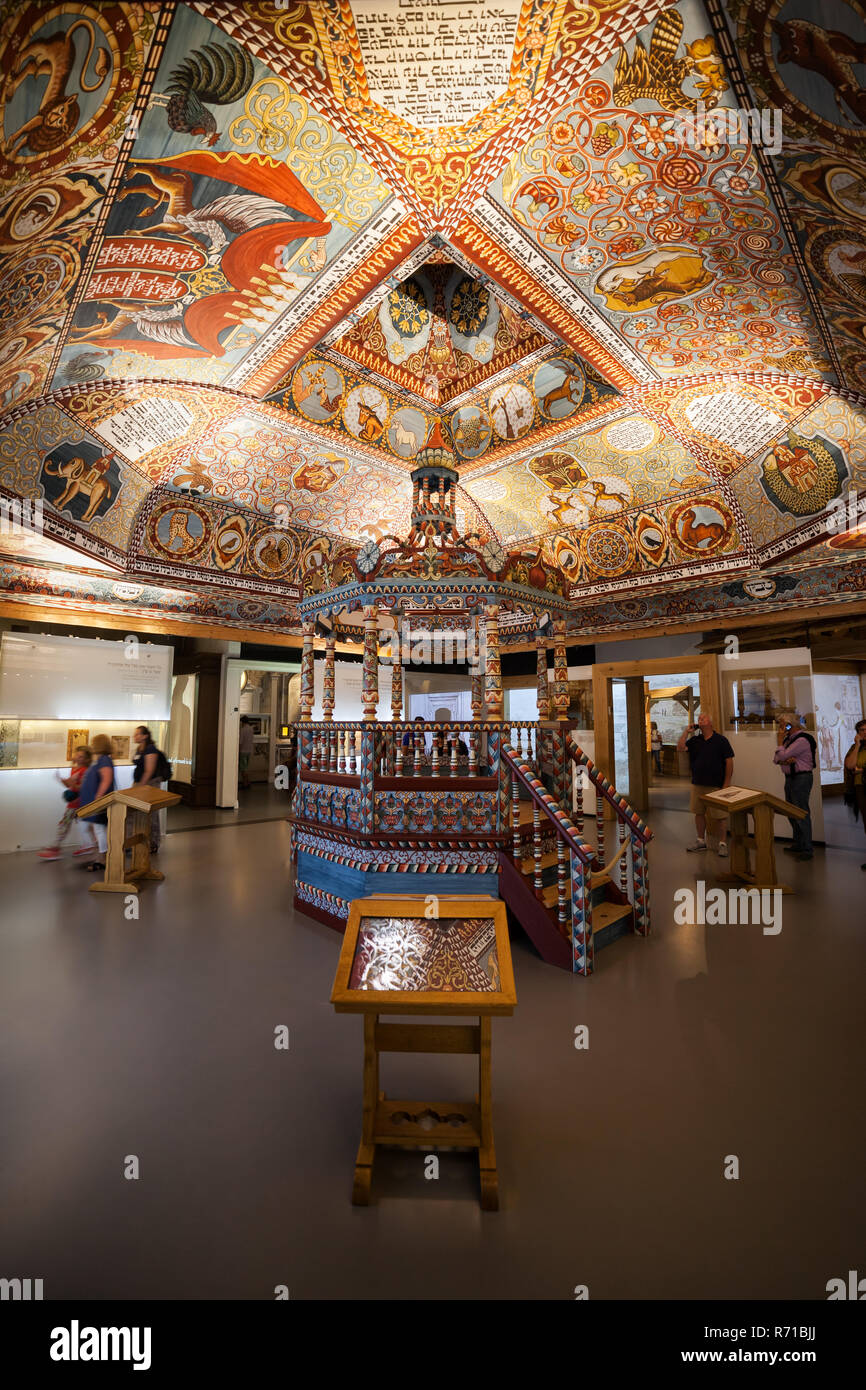 Warsaw synagogue hi-res stock photography and images - Alamy