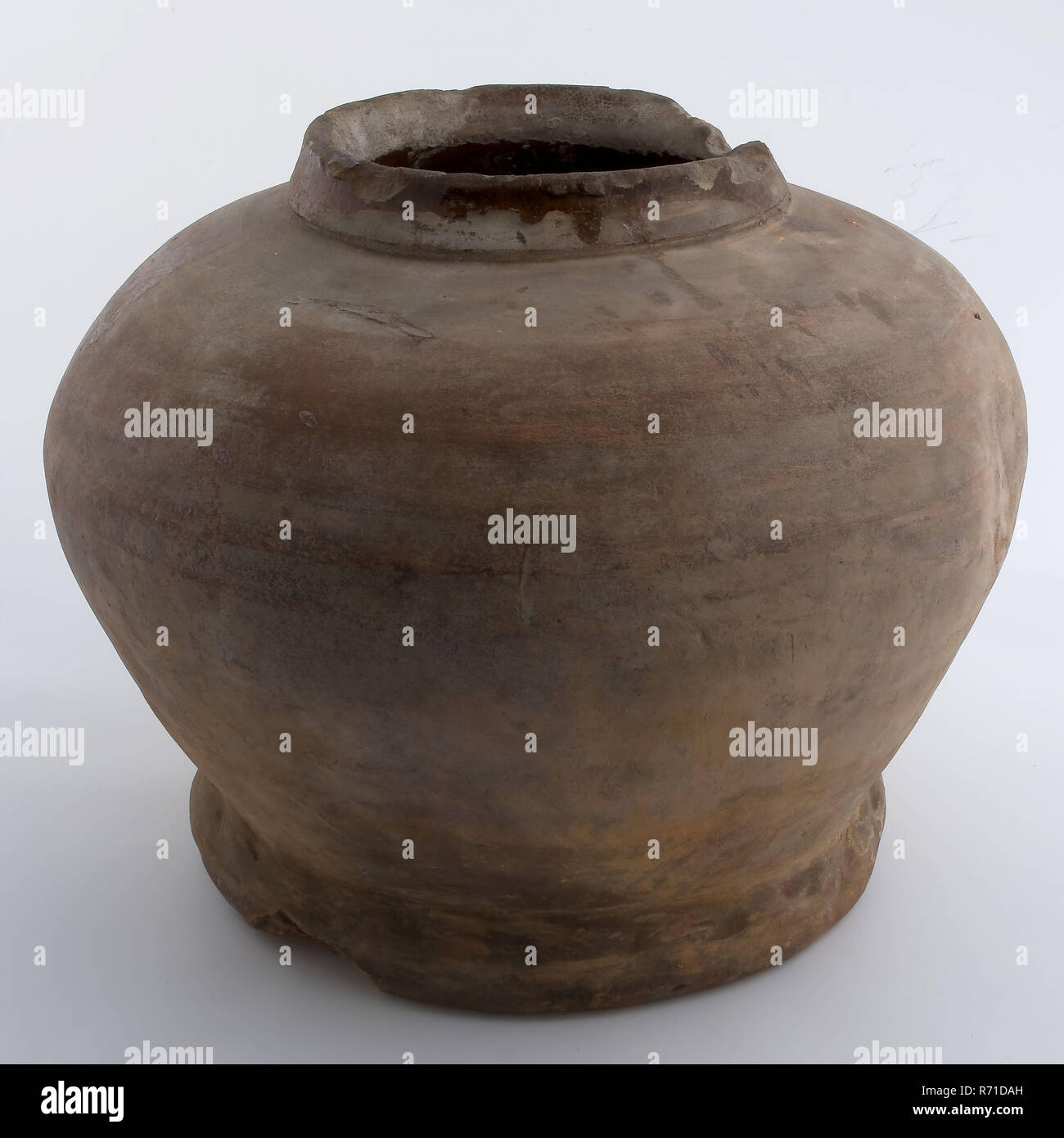 Sloping hand hi-res stock photography and images - Alamy