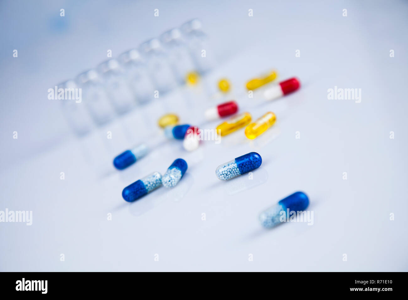 Healthy, Close up of Pills, Tablets, Capsule, Medical background Stock ...