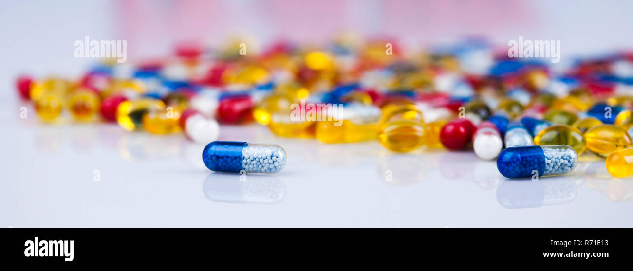 Healthy, Close up of Pills, Tablets, Capsule, Medical background Stock ...