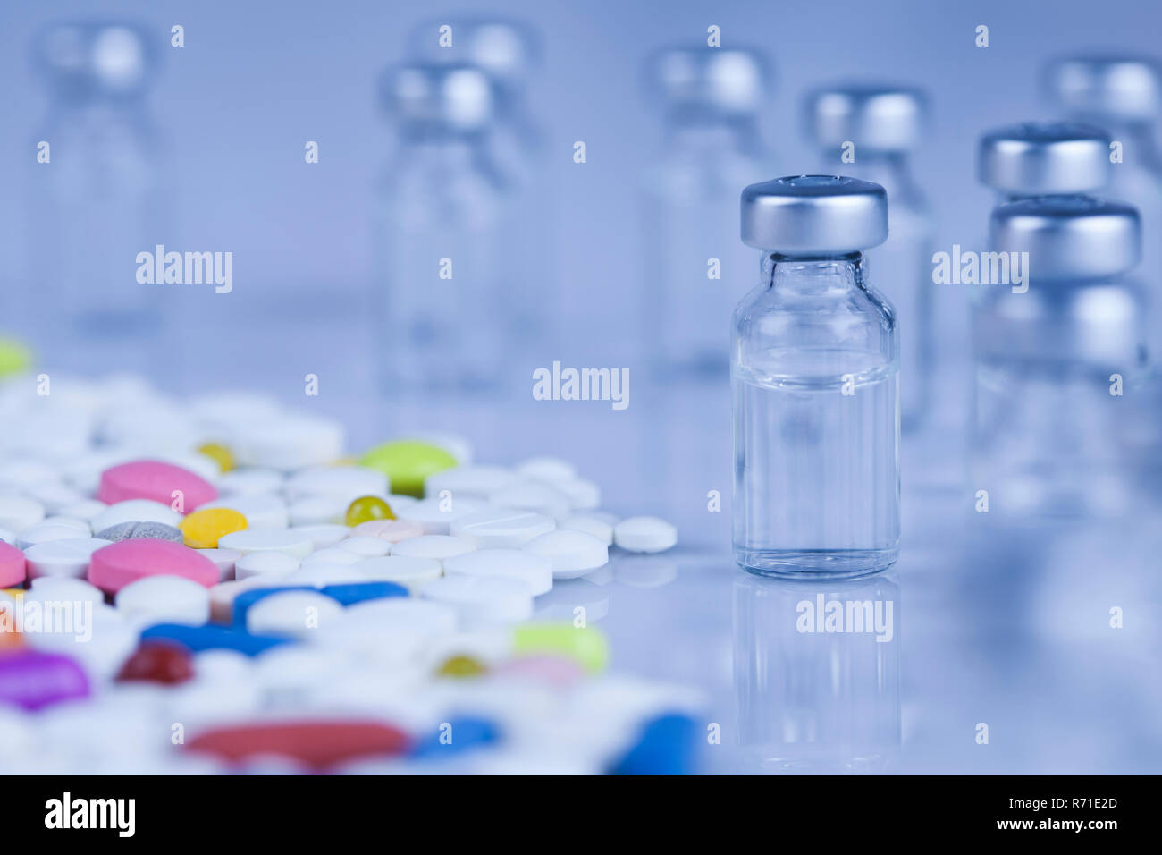 Healthy, Close up of Pills, Tablets, Capsule, Medical background Stock ...