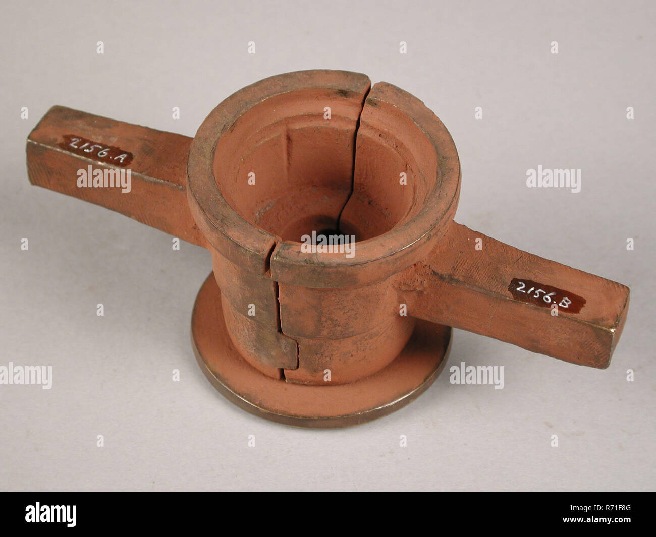 Four molded parts hi-res stock photography and images - Alamy