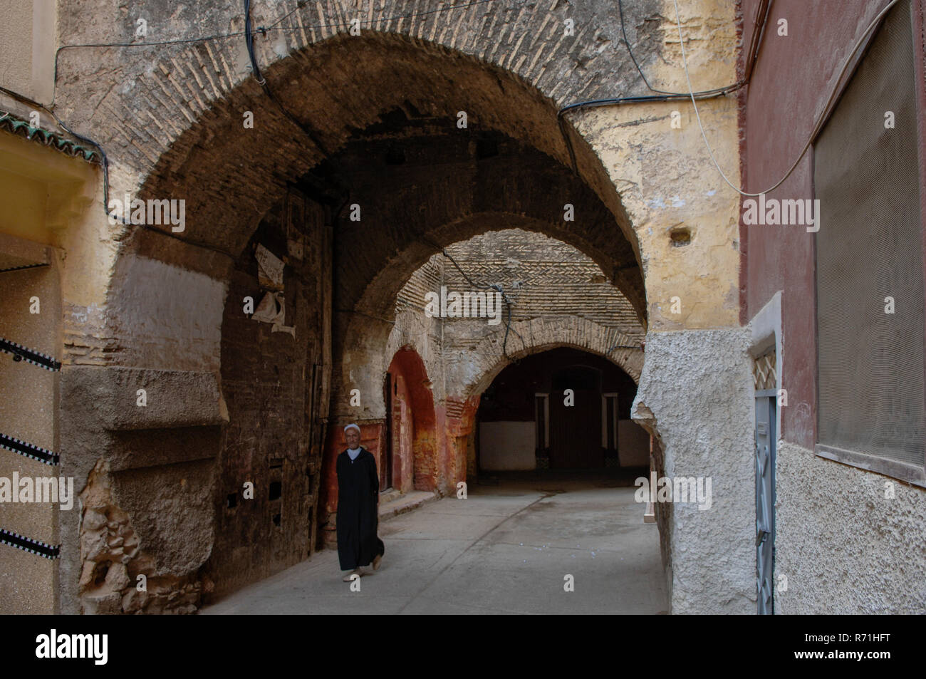Meknes narrow streets hi-res stock photography and images - Alamy