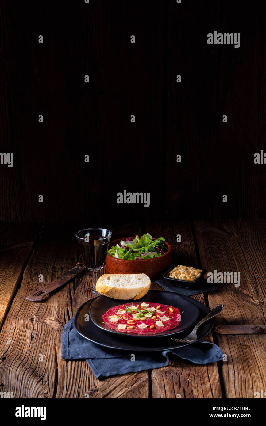Pine discs hi-res stock photography and images - Alamy
