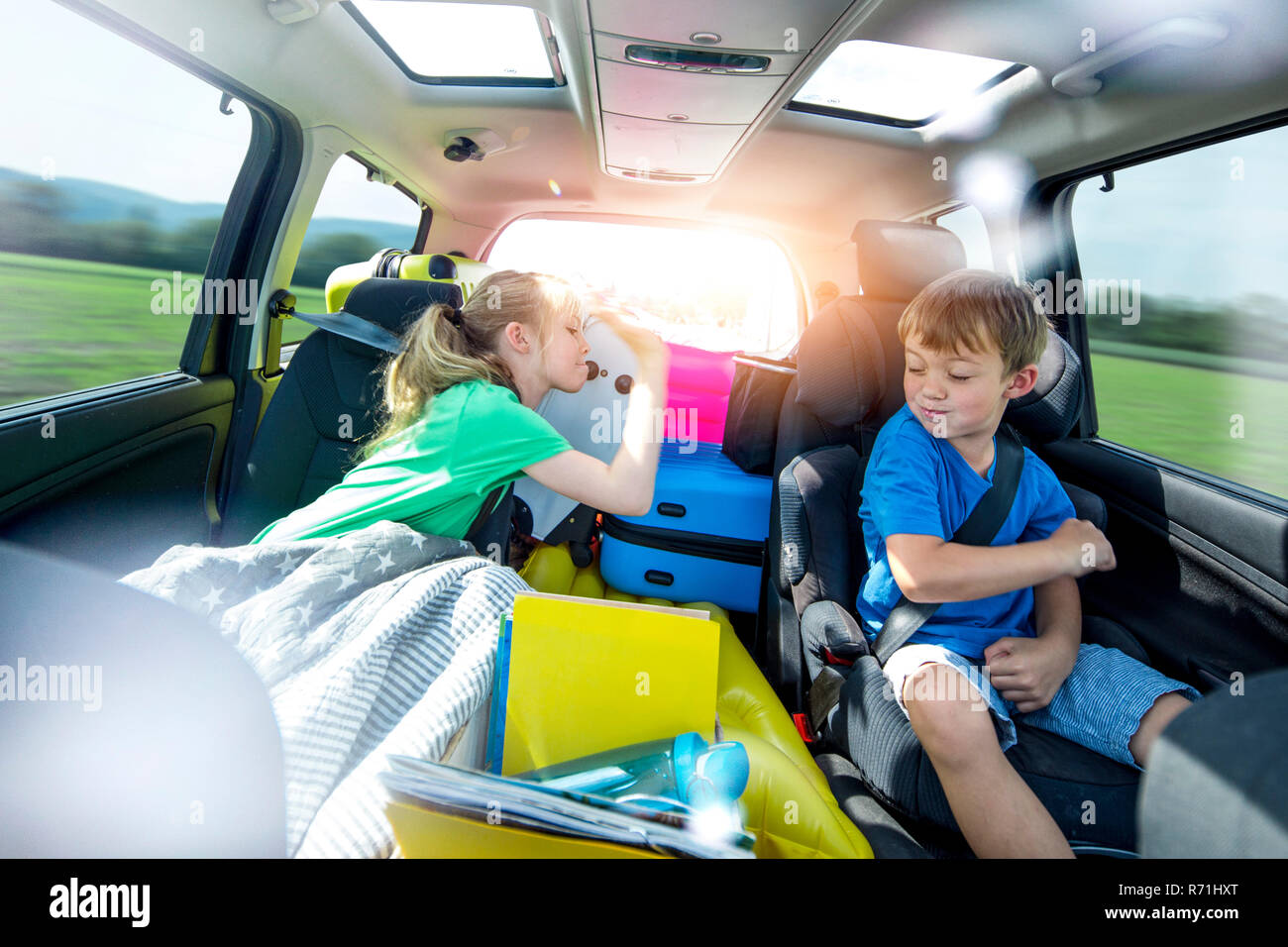 Children arguing car hi-res stock photography and images - Alamy