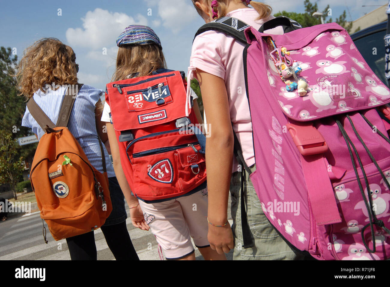 School children row walking hi-res stock photography and images - Alamy