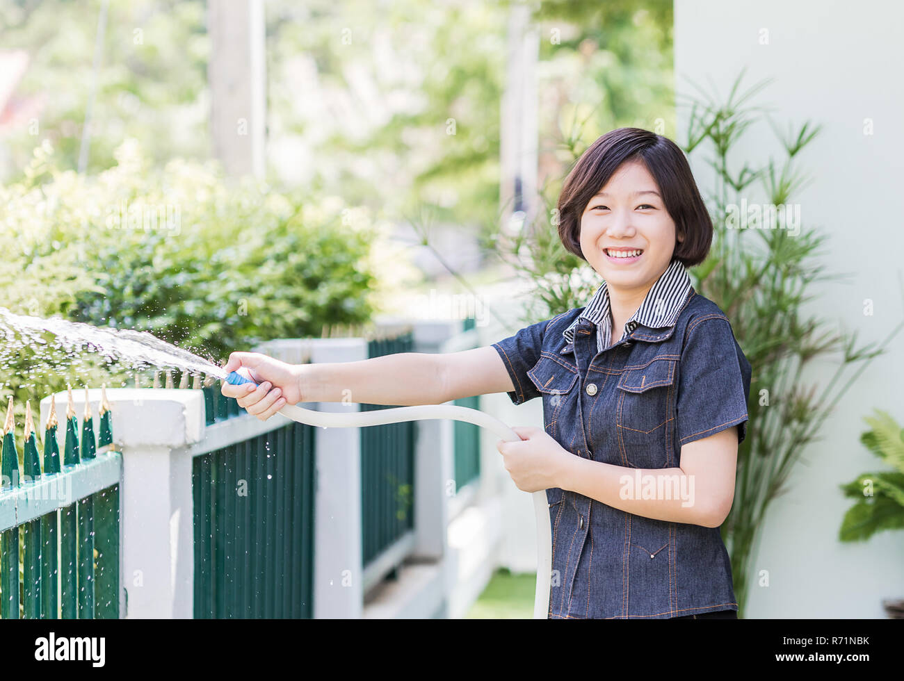 Inject hose water hi-res stock photography and images - Alamy