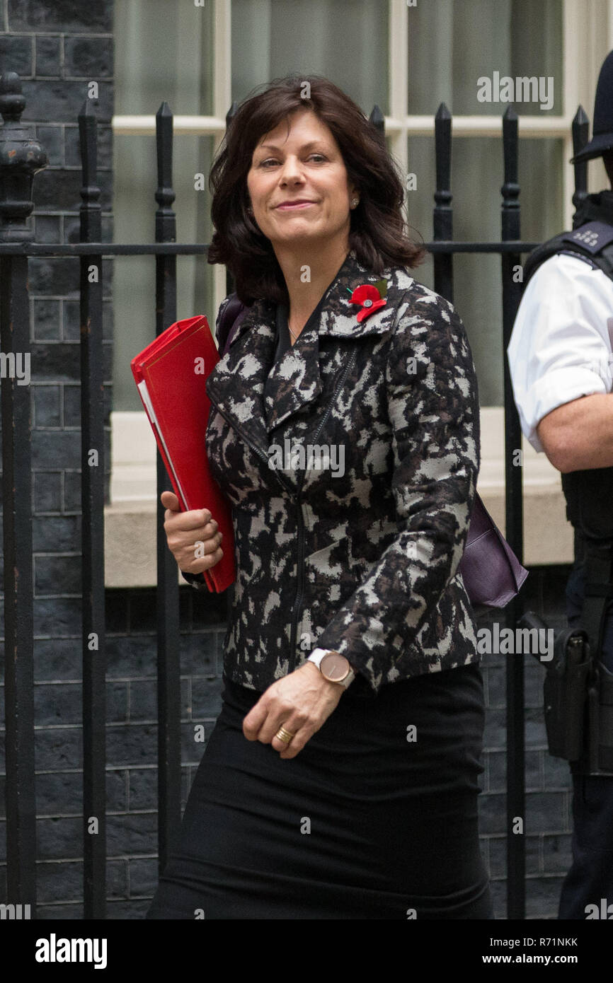 Claire perry clean growth hi-res stock photography and images - Alamy