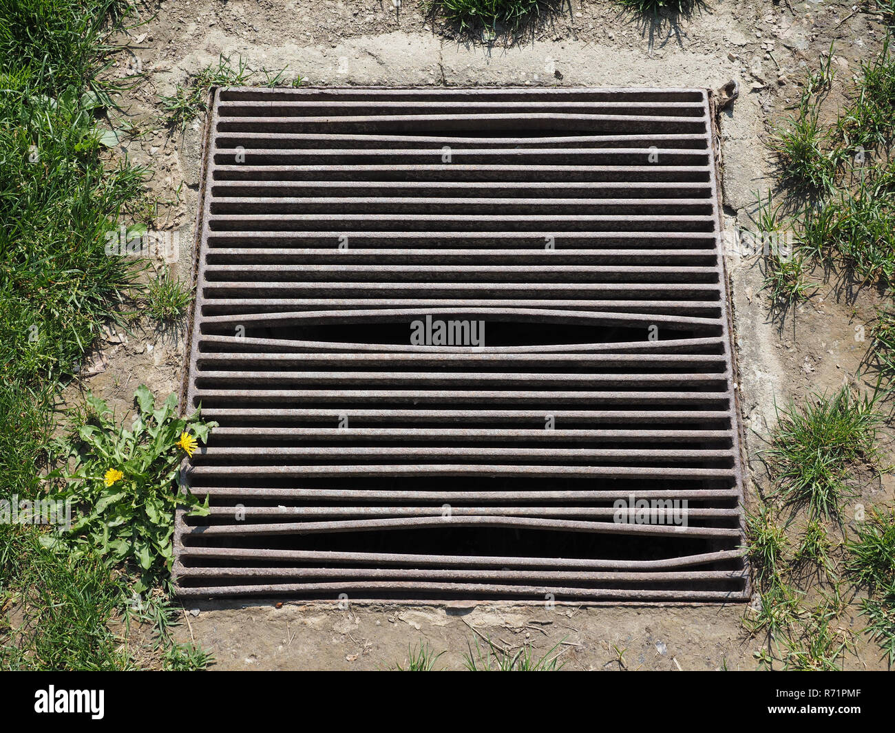 Drain Grating High Resolution Stock Photography and Images - Alamy