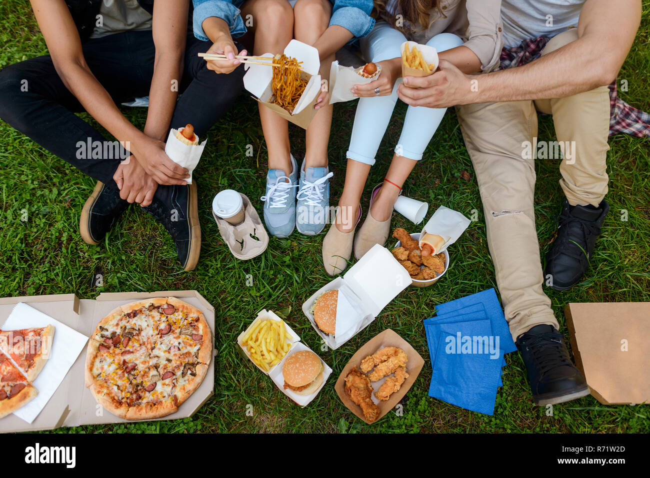 People are eating fast food Stock Photo - Alamy